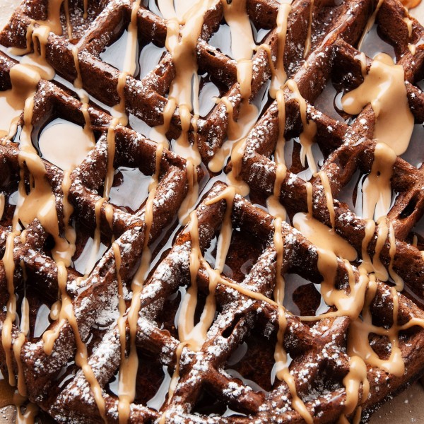 Coca Cola Bundt Cake #Bundtbakers - I bake he shoots